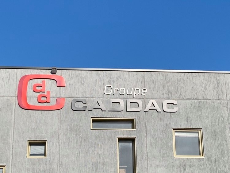 Le Groupe CADDAC arbore ses couleurs sur ses nouveaux locaux - Groupe ...